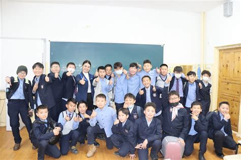 🌞ШИНЭ ӨГЛӨӨНИЙ МЭНДИЙГ ХҮРГЭЕ ТАНЫ ӨНӨӨДРИЙН АЖИЛД НЬ АМЖИЛТ Орхон аймгийн Залуучуудын