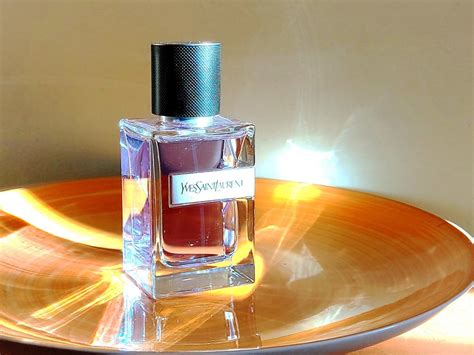 Yves Saint Laurent Y Yves Saint Laurent Kolonjska voda - parfem za ...