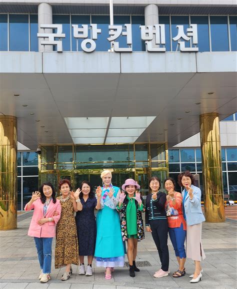 2023학년도 ‘바른자세 시니어모델 워킹댄스과정 패션쇼 공연 원광대학교 평생교육원 원광대 평생교육원 꿈과 행복이 실현 되는 곳