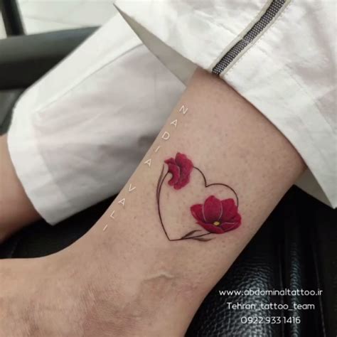 تتو قلب و گل روی ساق پا تاتو شکم و بدن