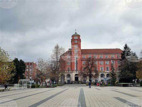 Плевен може да получи до 29 5 млн лева по проект за подмяна на отоплителни уреди на твърдо