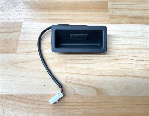 สวิตซ์เปิดฝาท้ายtrunk Switch Mg Hs Th