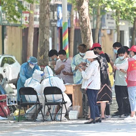 接近前5个月总和！7月新增本土确诊328例 疫苗要打加强针吗？卫健委回应疫情疫苗南京市新浪新闻