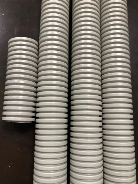 유연한 Pvc 골판지 물결 모양의 플라스틱 파이프 도관 Buy 유연한 골판지 플라스틱 케이블 와이어 전기 파이프 와이어 보호 Pe 폴리에틸렌 파이프와이어 보호 슬리브