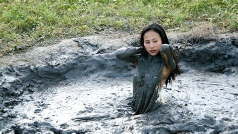 MUD QUICKSAND SINKING Videos And Porn Clips Clips Sale