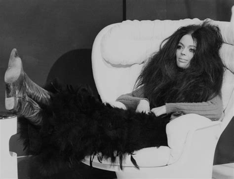 Barbara Steele Icona Del Cinema Horror Ho Sognato Litalia Tanti Anni