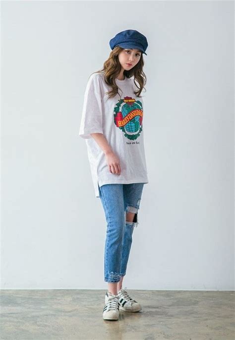 เสื้อยืดตัวใหญ่ กางเกงยีนส์ 2 ชิ้นก็ฟินได้ Ladyissue เว็บรีวิวเครื่องสำอาง ชุมชนผู้หญิง ฮาวทู