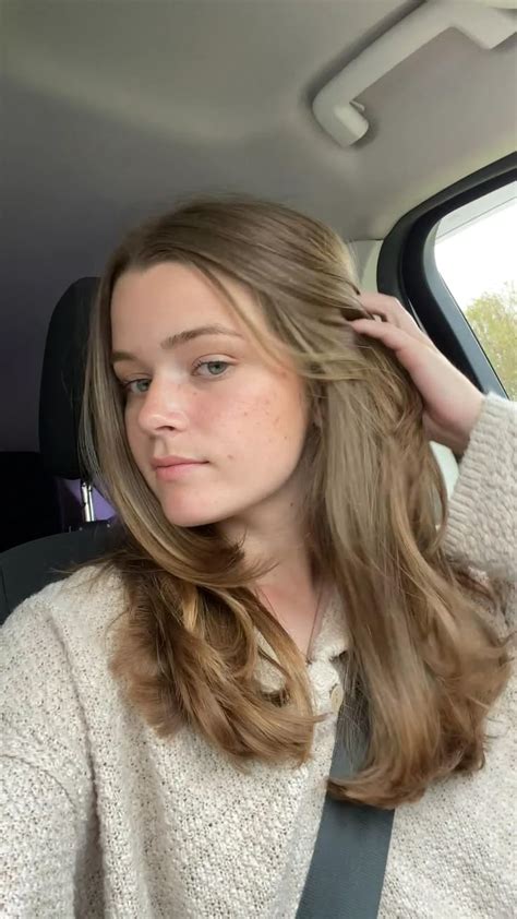 Haircut Inspiration For Medium Thick Hair With Long Layers And Face