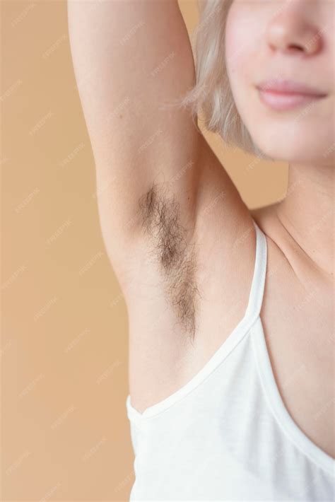 Free Photo Close Up Woman With Armpit Hair