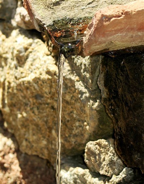 40 000 Free Trickling Water And Trickle Images Pixabay