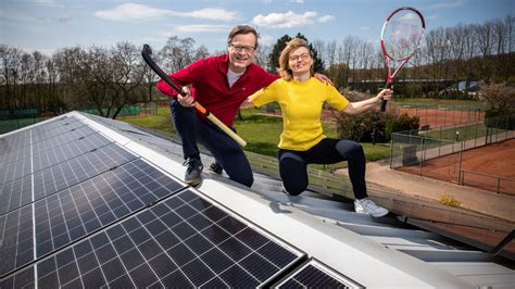 Unschlagbares Team Ein Tennisclub In Münster Bringt Sport Und Sonnenstrom Zusammen