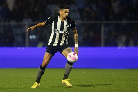 Tiquinho Exalta Elenco Do Botafogo Feliz Em Vestir Essa Camisajogada
