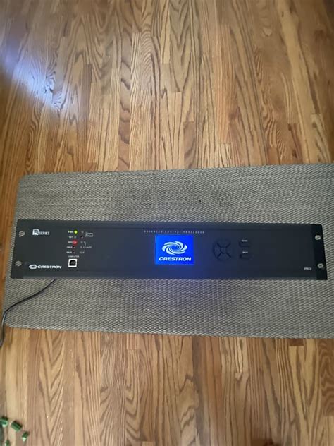 Crestron Pro3 Black Reverb