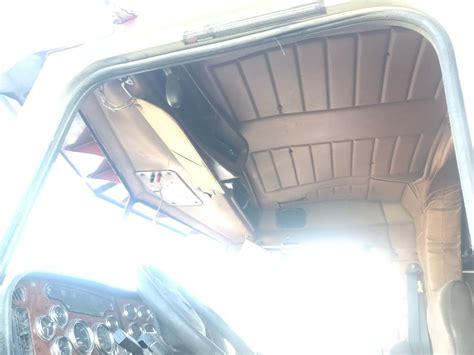 Peterbilt 379 Console
