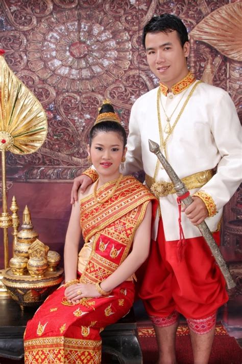 ลาว ชุดประจำชาติอาเซียน