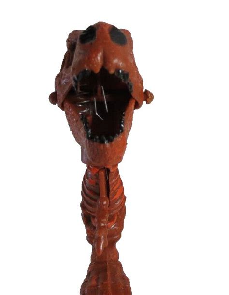 Dino World Jaru Toy Dinosaur Grabber Biter Chomper Hand Controlled