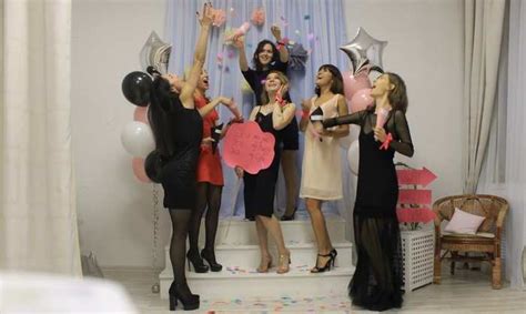 Sex And The City День рождения с подружками Устрой Ревелтайм Праздники которые нам нужны