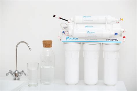 Фільтр зворотного осмосу Ecosoft Standard з мінералізатором Mo650mecostd купити за вигідною
