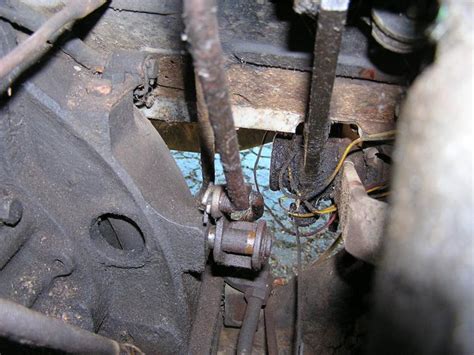 3 Speed Column Shift Linkage At Transmission Pivot The H A M B