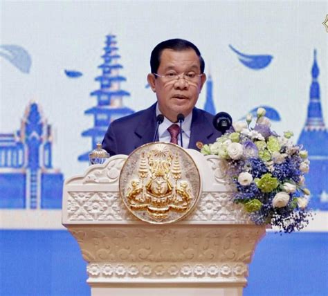 ឯកឧត្តម ហេង សុខណាង និងលោកជំទាវ ហូ សុវណ្ណិកា សូមសម្តែងការអបអរសាទរ និងគោរពជូនពរ សម្តេចតេជោ ហ៊ុន