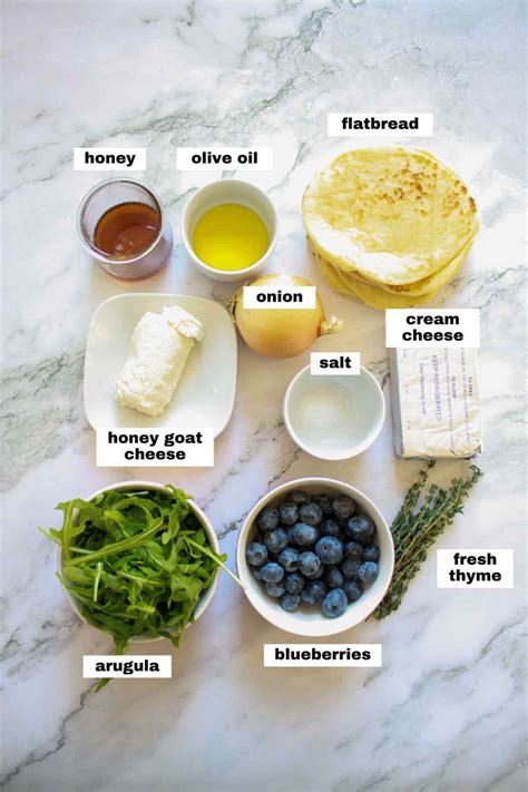 Easy Goat Cheese Flatbread With Arugula And Blueberries