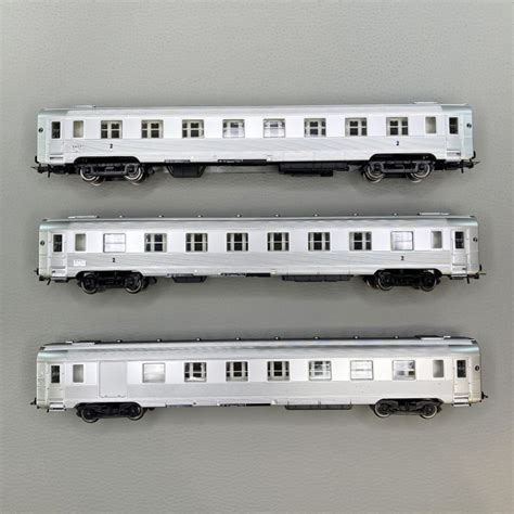 3 Voitures Courtes Dev Inox Sncf Jouef Hj4175