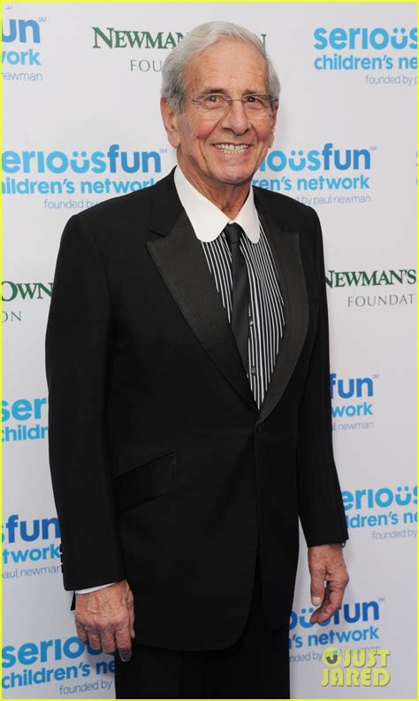 Fiddler On The Roof Star Chaim Topol Dies At Age 87 Photo 4904466 Rip Photos Just Jared