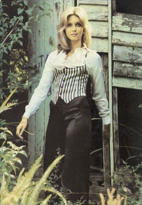 Pin By Davidbello On Olivia Newton John In 2024 70s Inspired Fashion Olivia Newton Jones