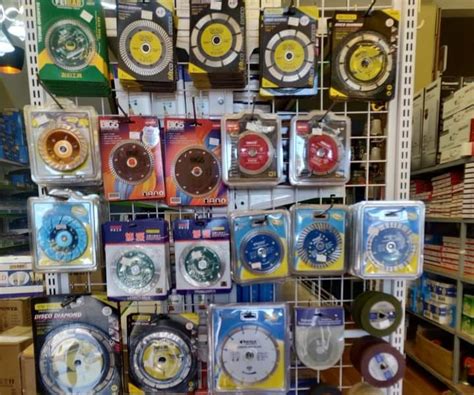 ពិភព បោះដុំគ្រឿងជាង And អគ្គីសនី