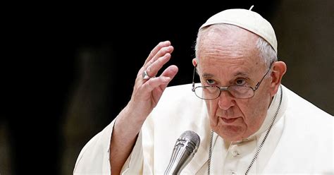 สมเด็จพระสันตะปาปาฟรานซิสเตือนให้ระวังภัย Ai