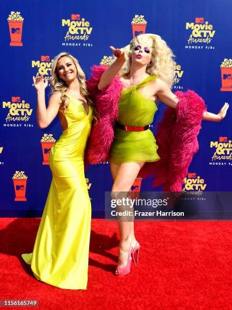 Mtv Movie Awards Molly Photos And Premium High Res Pictures Getty Images