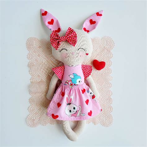 Ruby Rabbit Kitschy Hearts
