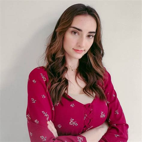 Abigail Shapiro Scrolller