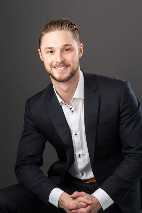 Real Estate Headshots For Agents Headshot Poses Business Portrait