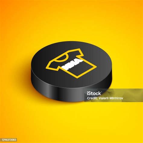 노란색 배경에 고립 된 싸움 클럽 Mma 아이콘이있는 등색 라인 T 셔츠 혼합 무술 검은 색 원 버튼 벡터 3차원 형태에 대한 스톡 벡터 아트 및 기타 이미지 Istock