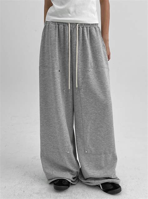 밧튼 리벳 밴딩 와이드 트레이닝팬츠 데일리 바지 긴바지 롱팬츠 트레이닝 밴딩 와이드 스트레이트 캐주얼 기본 에이블리