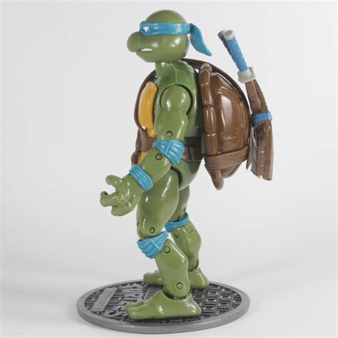 اکشن فیگور طرح لاک پشت های نینجا مدل لئوناردو برترکالا