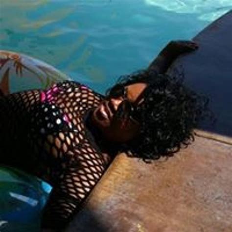 Stream Lesa Johnson Burns Music Listen To Songs Albums Playlists