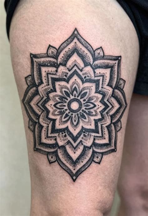16 Geometric Mandala Tattoo Ideas Clean Balanced And Modern Tattoo