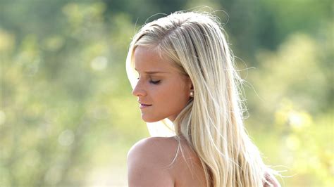 Profile Marry Queen Solo Women HD Wallpaper Rare Gallery