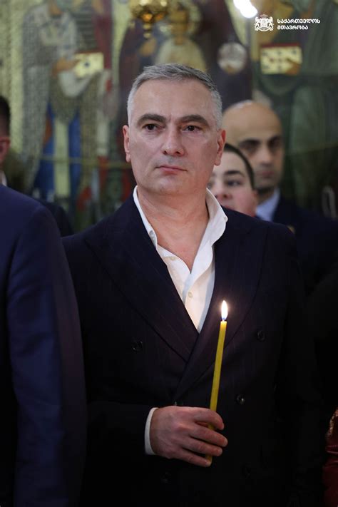 საქართველოს პრემიერ მინისტრი ირაკლი კობახიძე სამების საკათედრო ტაძარში სააღდგომო ლიტურგიას