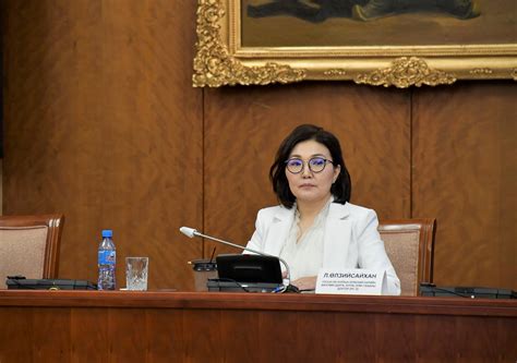 Хууль бүтээх урлаг Nio Mn