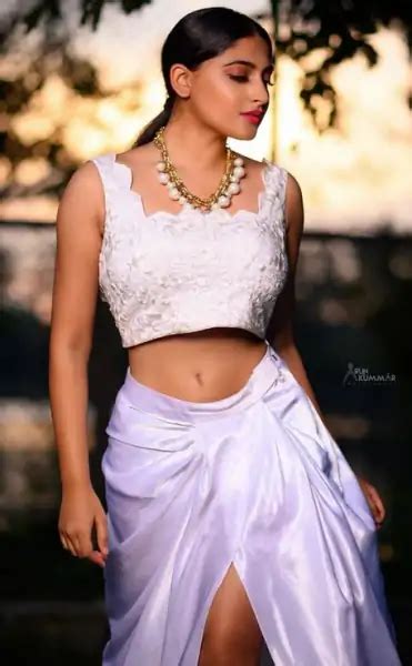 Nishvika Naidu Top Hot Pics And Photo
