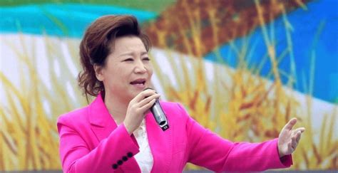 小香玉、庞晓戈、李树建为何备受吐槽还能“霸占”《梨园春》舞台搜狐汽车搜狐网