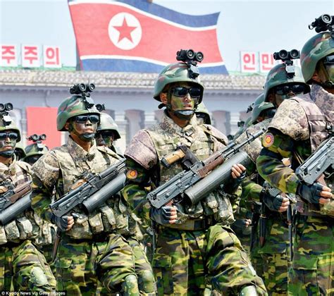Us Military Expert Says North Korea Parade Arms Are Fake Daily Mail Online