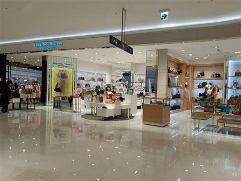 롯데백화점 평촌점 쇼핑 정보와 주변 관광 명소 및 근처 맛집 여행 정보