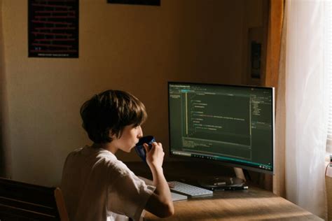 what is coding beginner s guide to how it works and matters