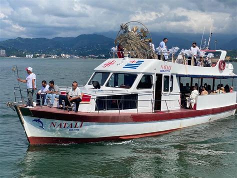 სასეირნო იახტა Natali Facebook