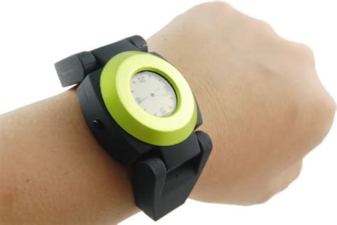 USB Hub Clock With Watch Design GeekAlerts