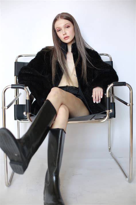 Anastasia Chernetsova Metro Models